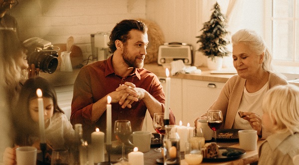 ¿Qué se entiende legalmente por un “allegado”? | Abogados Legálitas